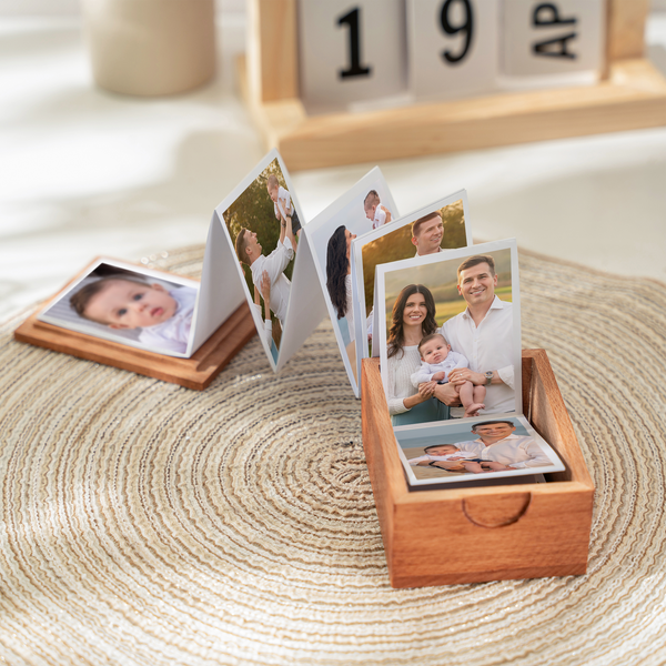 LIGHTING – HELLO TRADER