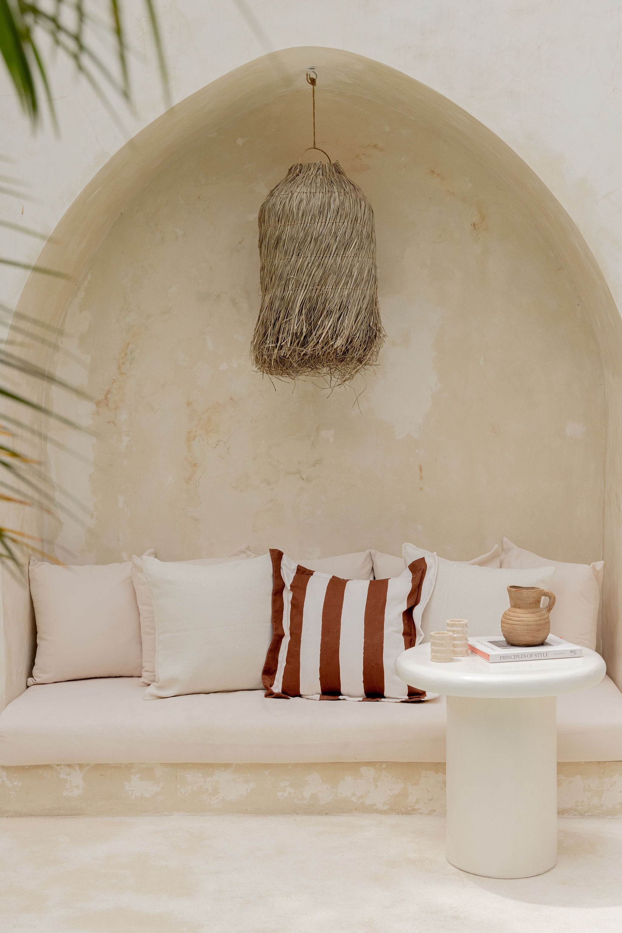 THE CAPRI TABLE – HELLO TRADER