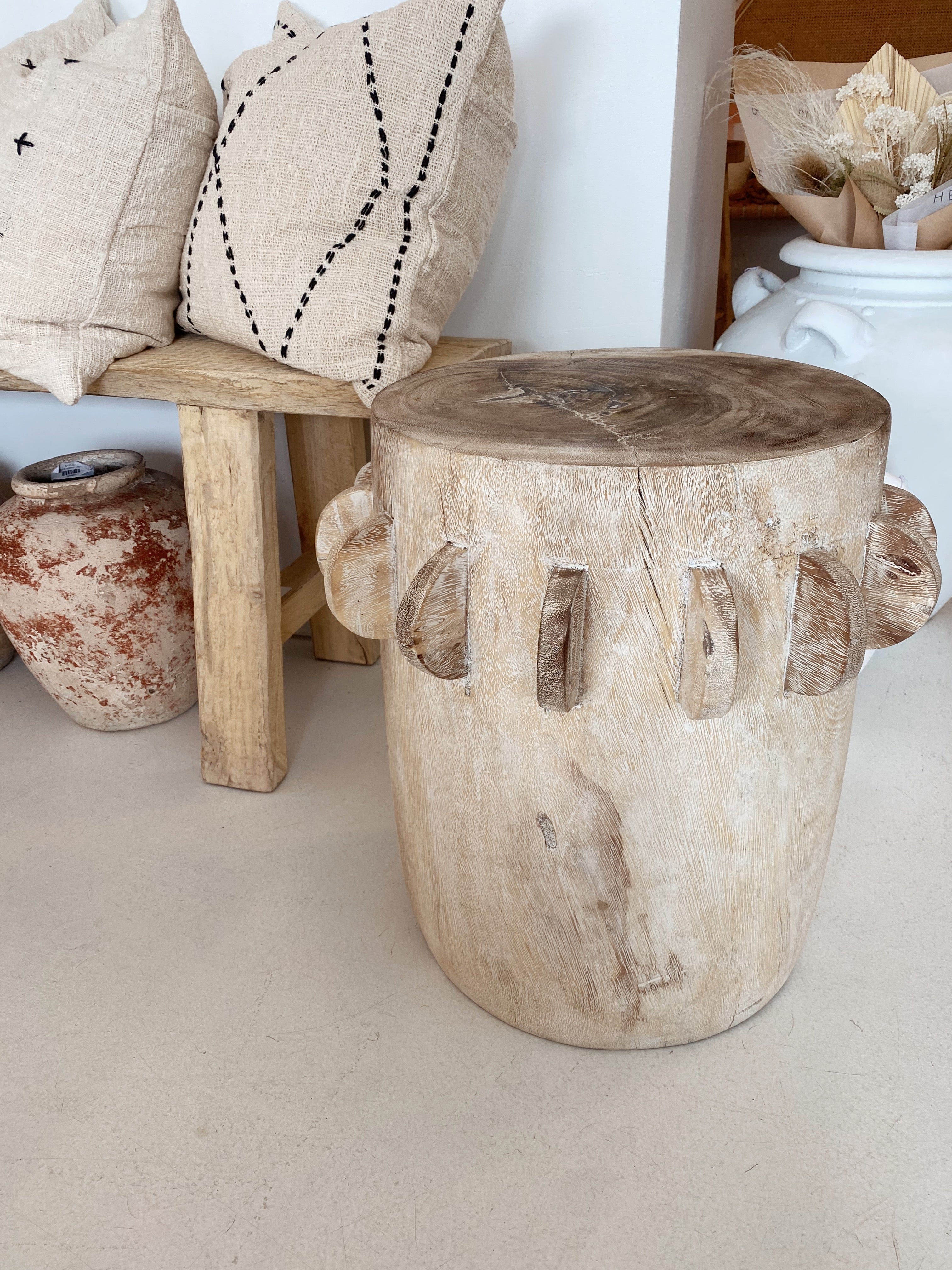 THE FEMME SIDE TABLE – HELLO TRADER